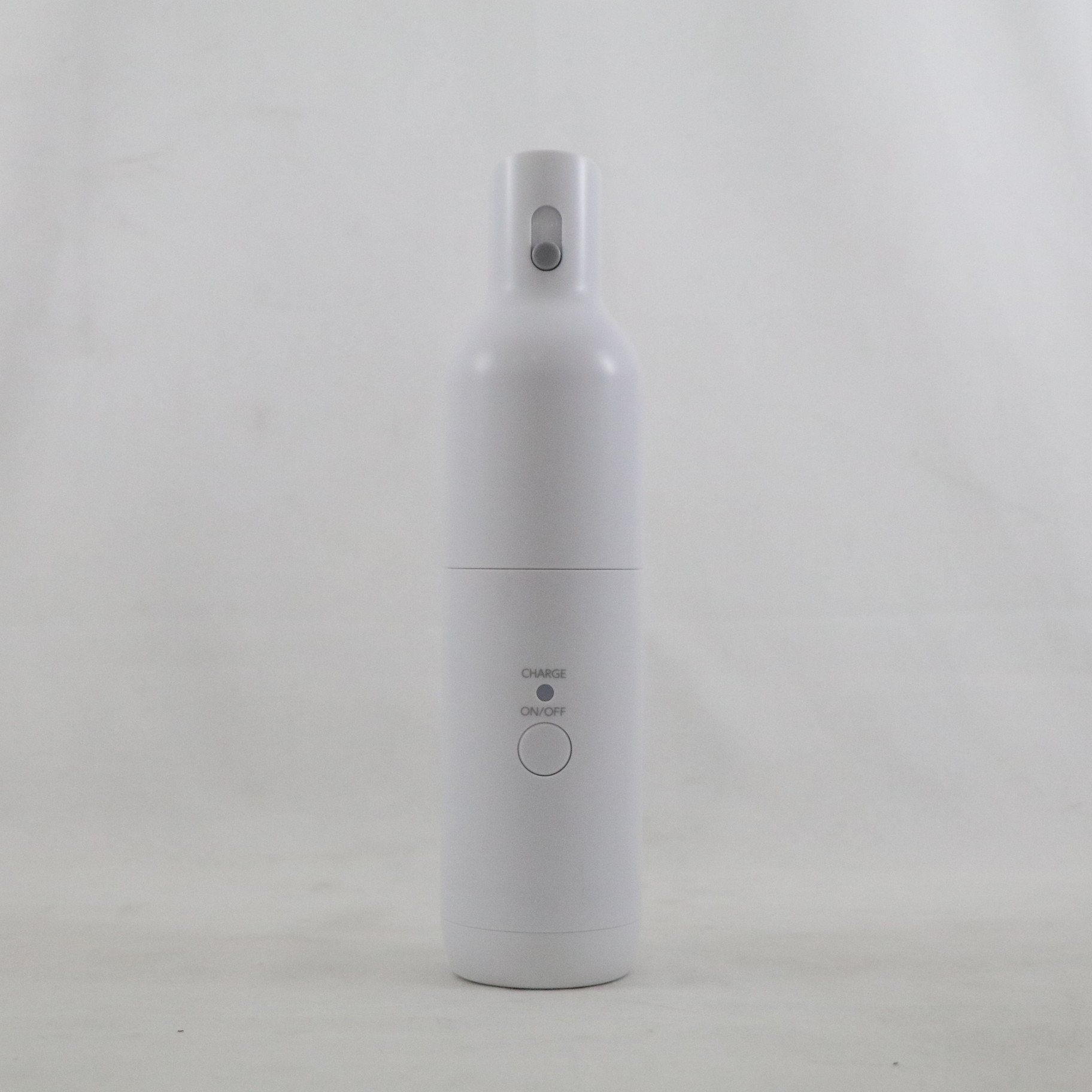 【中古】〔展示品〕 ハンディクリーナー HC-E205W ホワイト [紙パックレス式 ／コードレス] [2133031292255] - リコレ！|ソフマップの中古通販サイト