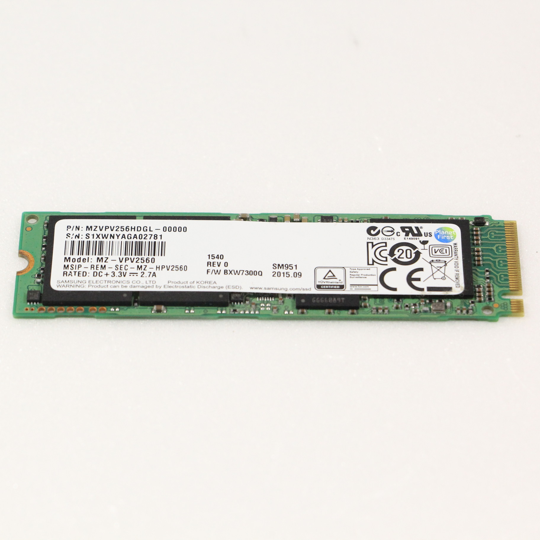 【中古】SM951 MZVPV256HDGL-00000 [2133035314380] - リコレ！|ソフマップの中古通販サイト