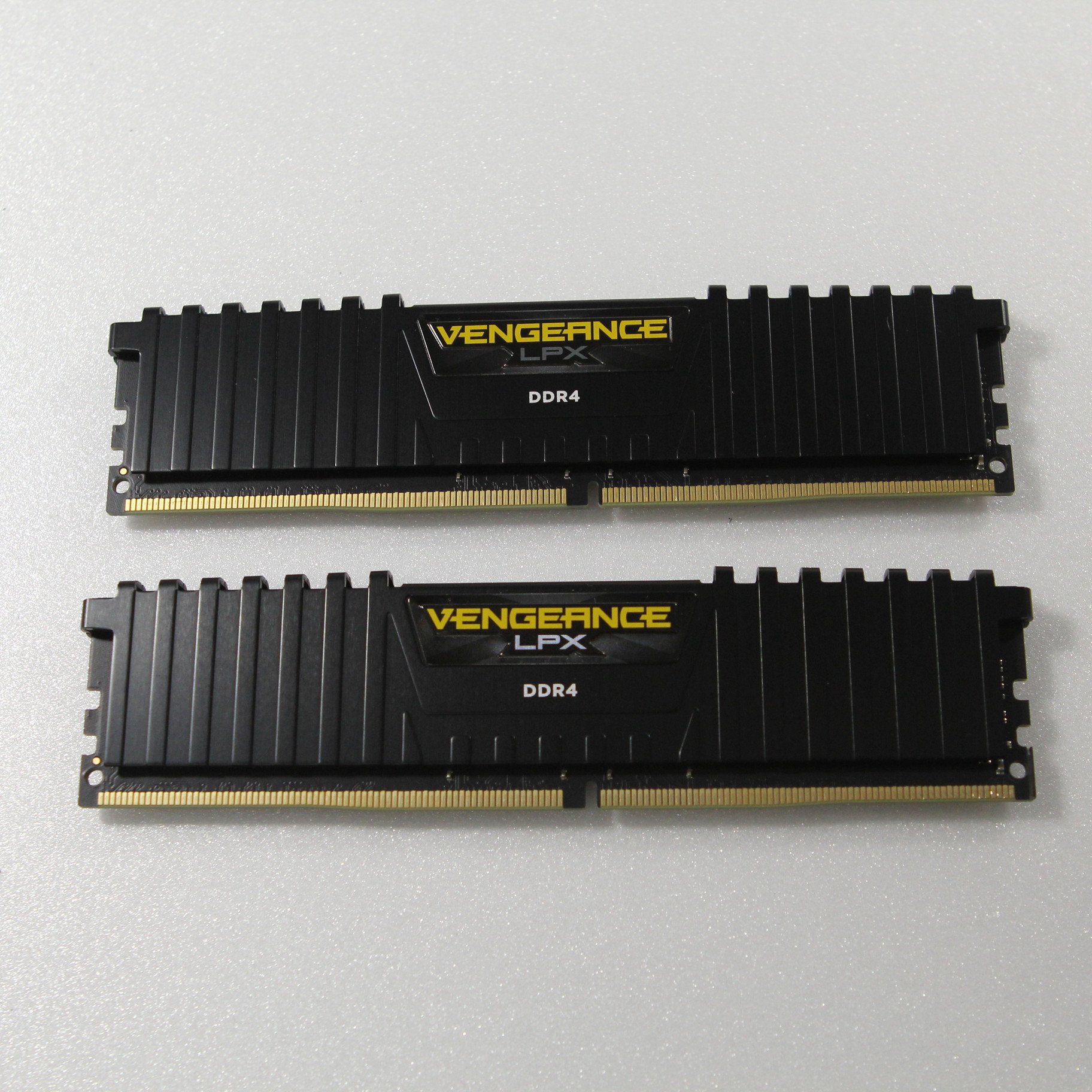 【中古】CMK16GX4M2A2133C13 [2133038698708] - リコレ！|ソフマップの中古通販サイト