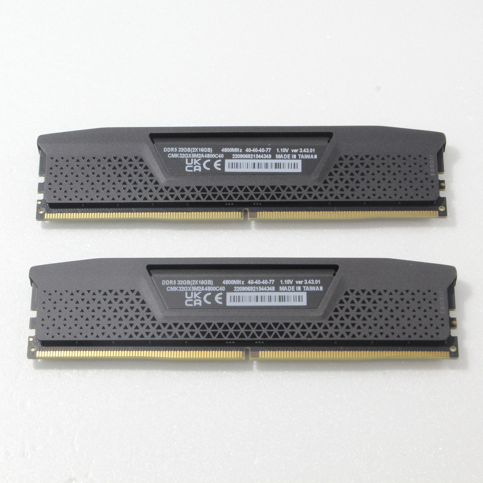 【中古】CMK32GX5M2A4800C40 32GB 16GB×2枚組 08/27(土)値下げ！ [2133039352128] - リコレ ...