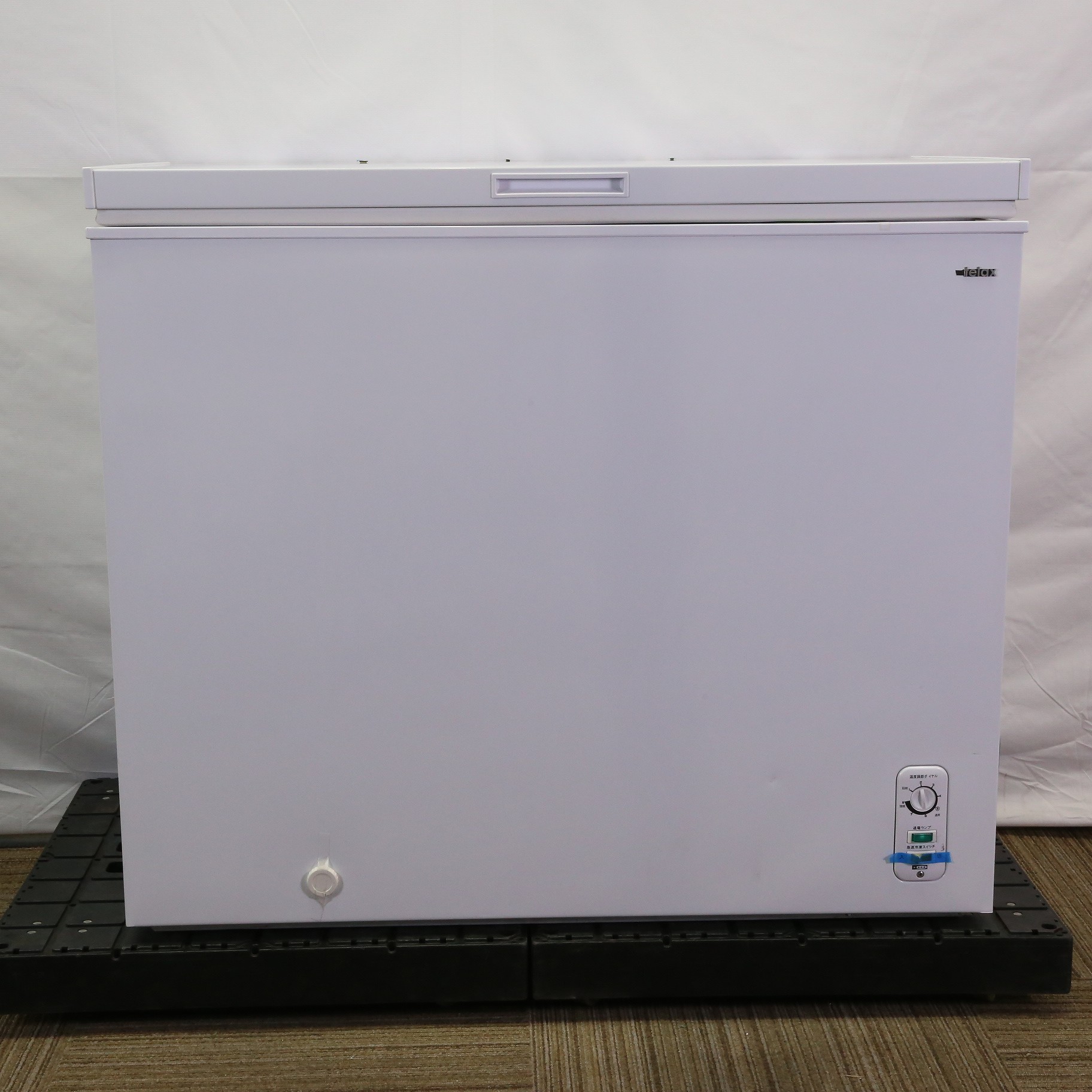 【中古】〔展示品〕 冷凍庫 ホワイト ACF-205C [1ドア ／上開き ／205L] [2133040845633] - リコレ！|ビックカメラグループ ソフマップの中古通販サイト