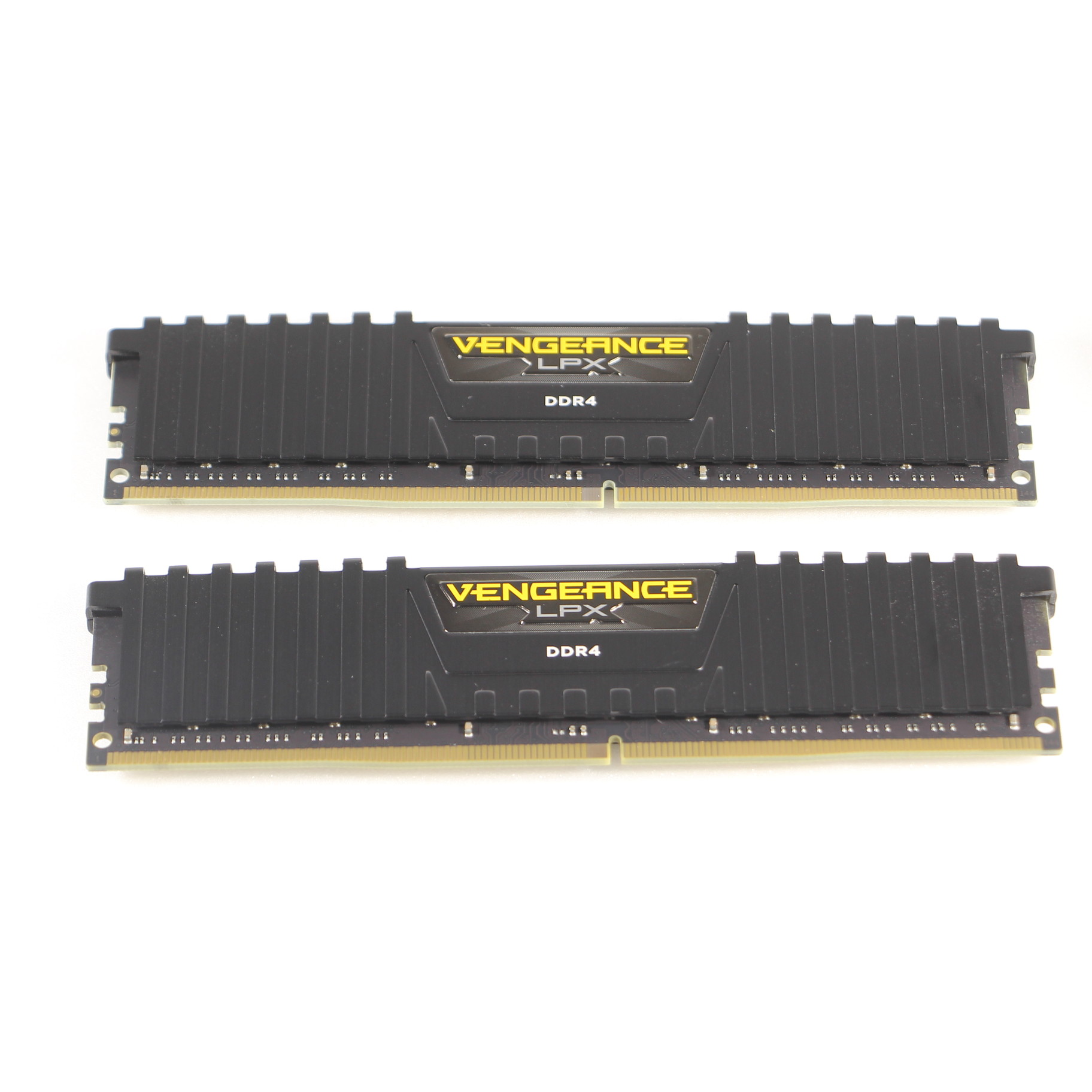 【中古】CMK32GX4M2A2666C16 [2133042530322] - リコレ！|ビックカメラグループ ソフマップの中古通販サイト