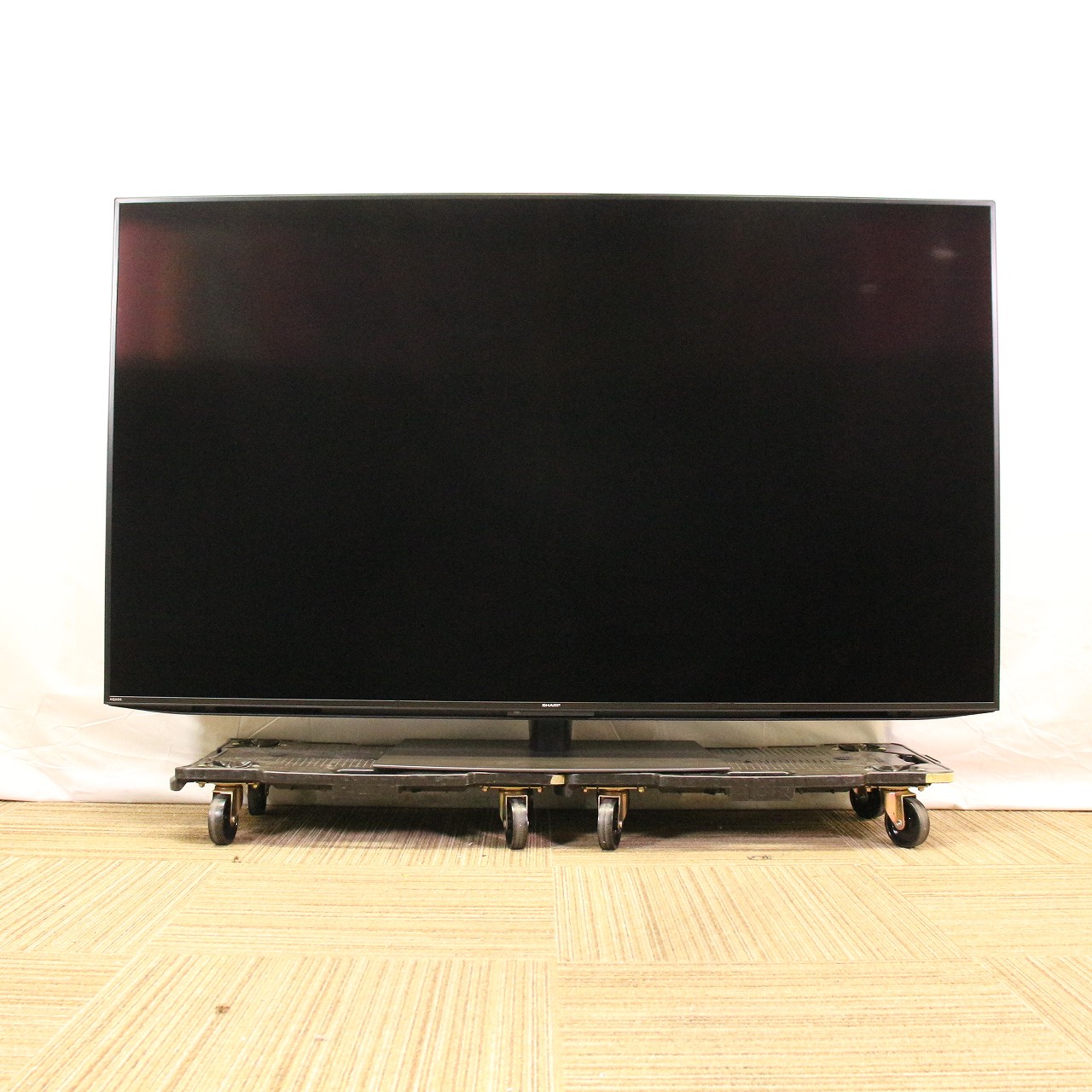 【中古】〔展示品〕 液晶テレビ AQUOS 4T-C70DN1 [70V型 ／4K対応 ／BS・CS 4Kチューナー内蔵 ／YouTube対応 ／Bluetooth対応 ...