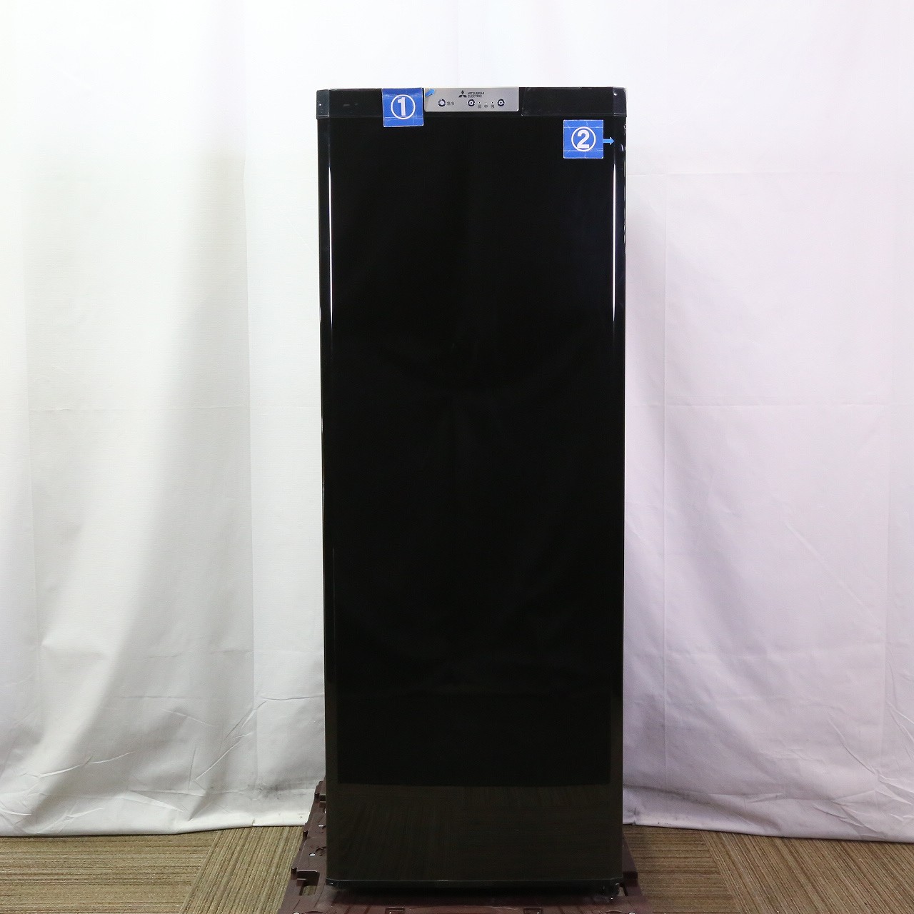 【中古】〔展示品〕 ファン式冷凍庫 Uシリーズ サファイアブラック MF-U14G-B [1ドア ／右開きタイプ ／144L] [2133045450436] - リコレ！|ビックカメラ ...