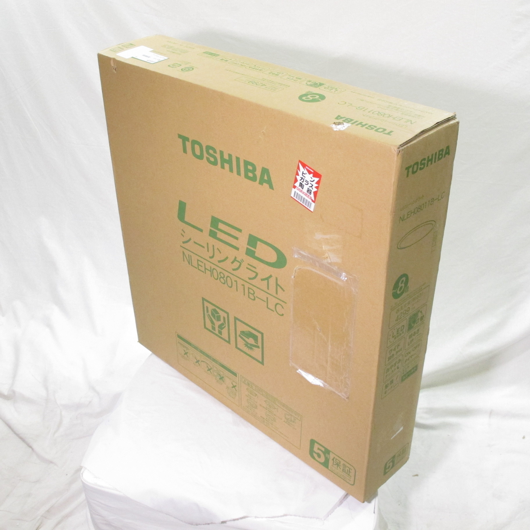 【中古】LEDシーリングライト【ワイド調色タイプ】【枠付】【8畳】 NLEH08011B-LC [8畳 ／リモコン付き ／昼光色〜電球色] 〔箱破損品〕 [2133045464457] - リ ...