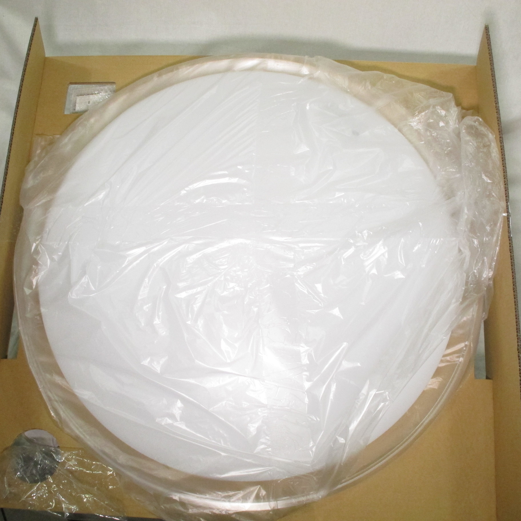 【中古】LEDシーリングライト【ワイド調色タイプ】【枠付】【8畳】 NLEH08011B-LC [8畳 ／リモコン付き ／昼光色〜電球色] 〔箱破損品〕 [2133045464457] - リ ...