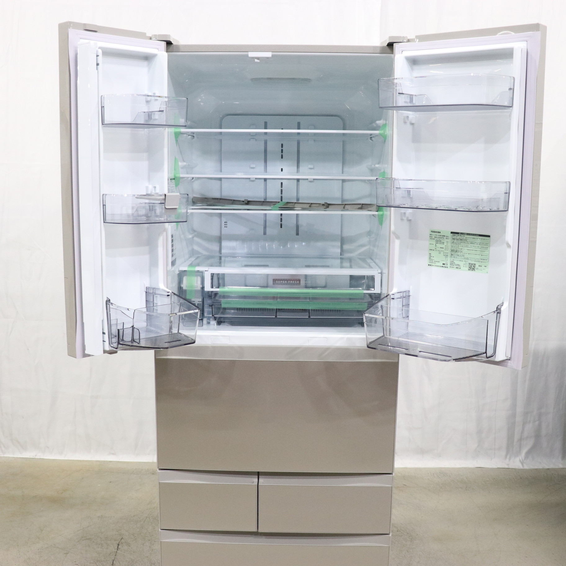 【中古】〔展示品〕 冷蔵庫 サテンゴールド GR-U550FK-EC [6ドア ／観音開きタイプ ／551L] [2133047469412] - リコレ！|ソフマップの中古通販サイト