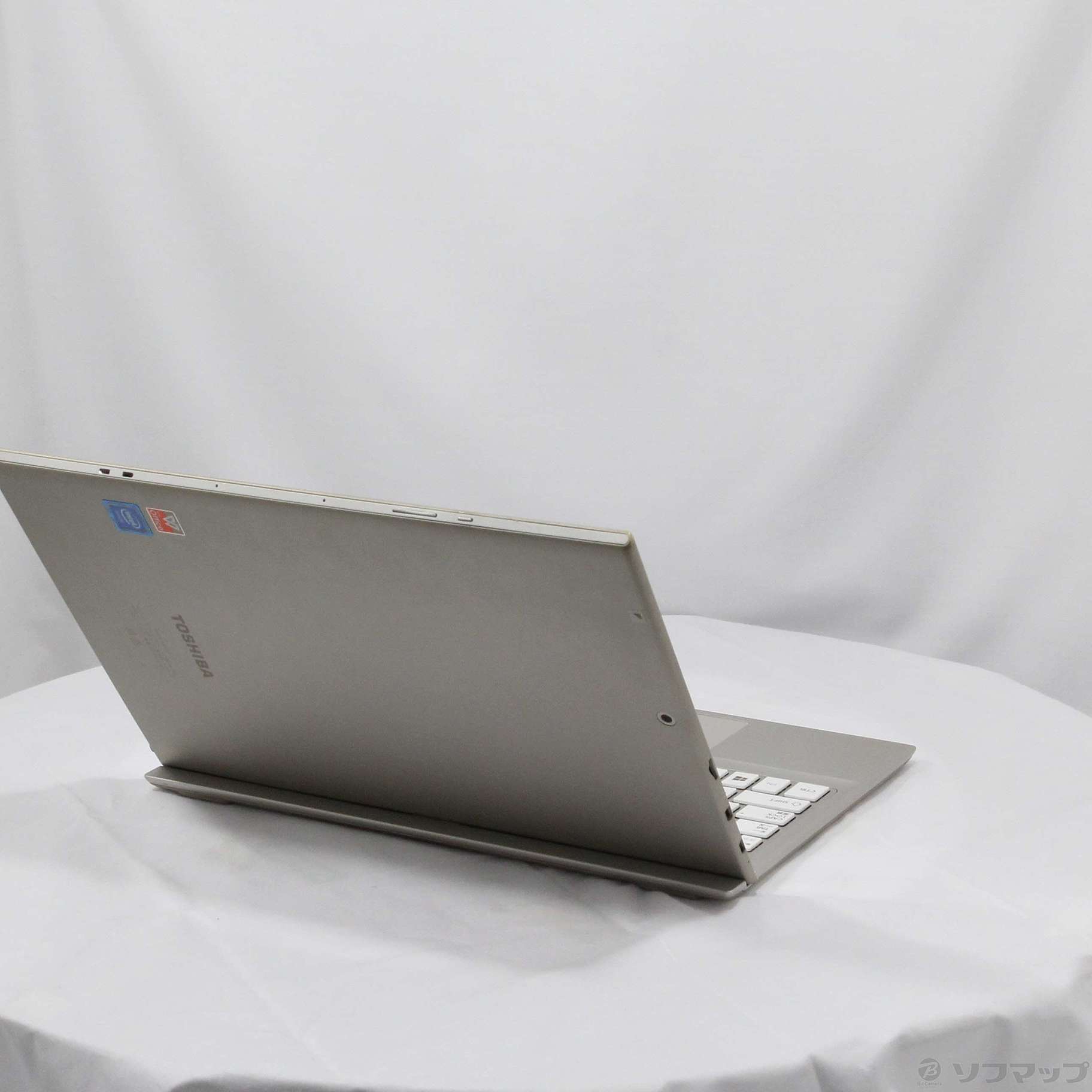 【中古】dynaPad N72／VGQ PN72VGQ-NJA サテンゴールド 〔Windows 10〕 [2133047634834 ...