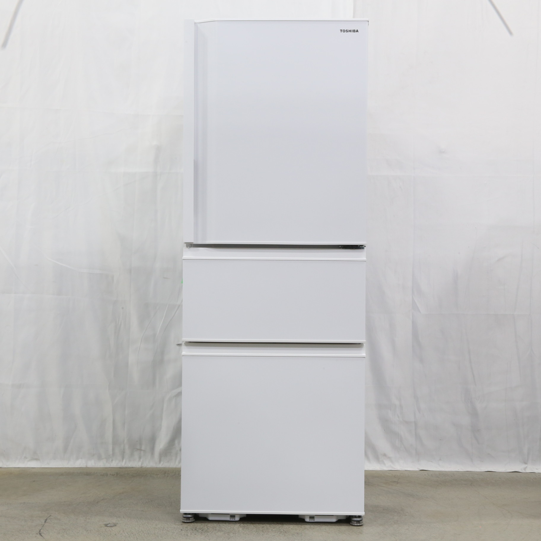 【中古】〔展示品〕 冷蔵庫 マットホワイト GR-U33SC-WU [幅60cm ／3ドア ／右開きタイプ ／326L ／2022年] [2133048815218] - リコレ！|ビック ...