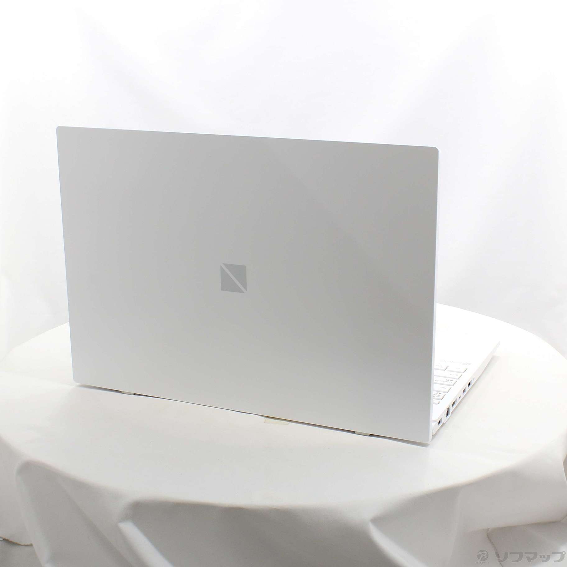 【中古】〔展示品〕 LAVIE N15 PC-N153CEAW パールホワイト [AMD Ryzen 3 5300U (2.6GHz)／8GB ...