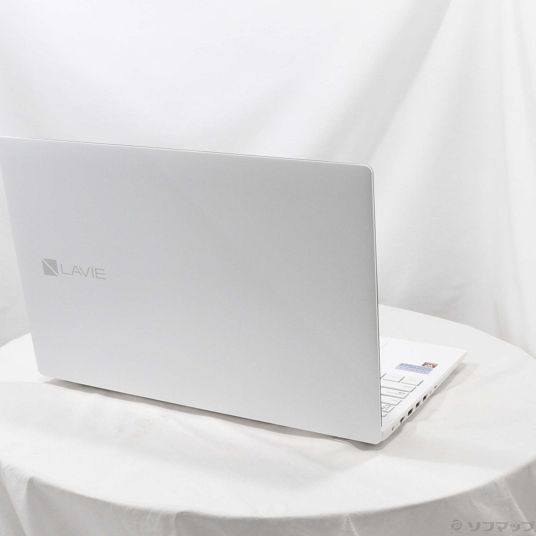 【中古】LaVie Note Standard NS600／RA PC-NS600RAW-2 カームホワイト 〔Windows 10 ...