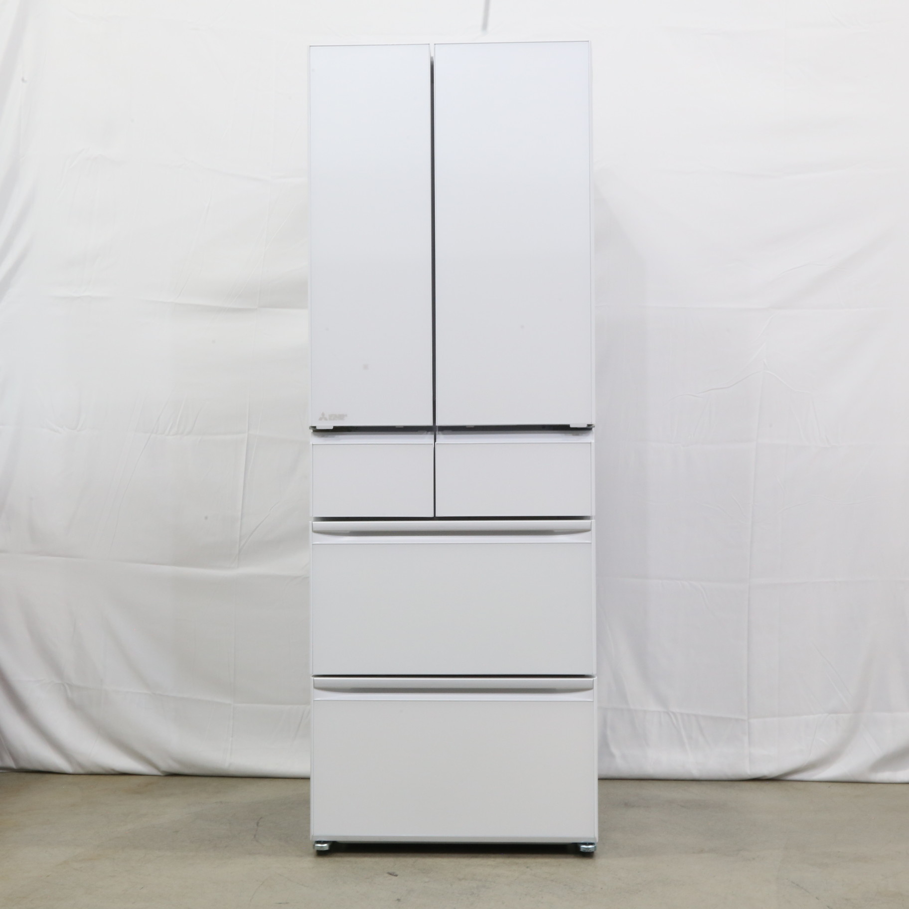 【中古】〔展示品〕 冷蔵庫 WZシリーズ グレインクリア MR-WZ55J-W [幅65cm ／547L ／6ドア ／観音開きタイプ ／2023年] [2133054940102] - リコレ ...