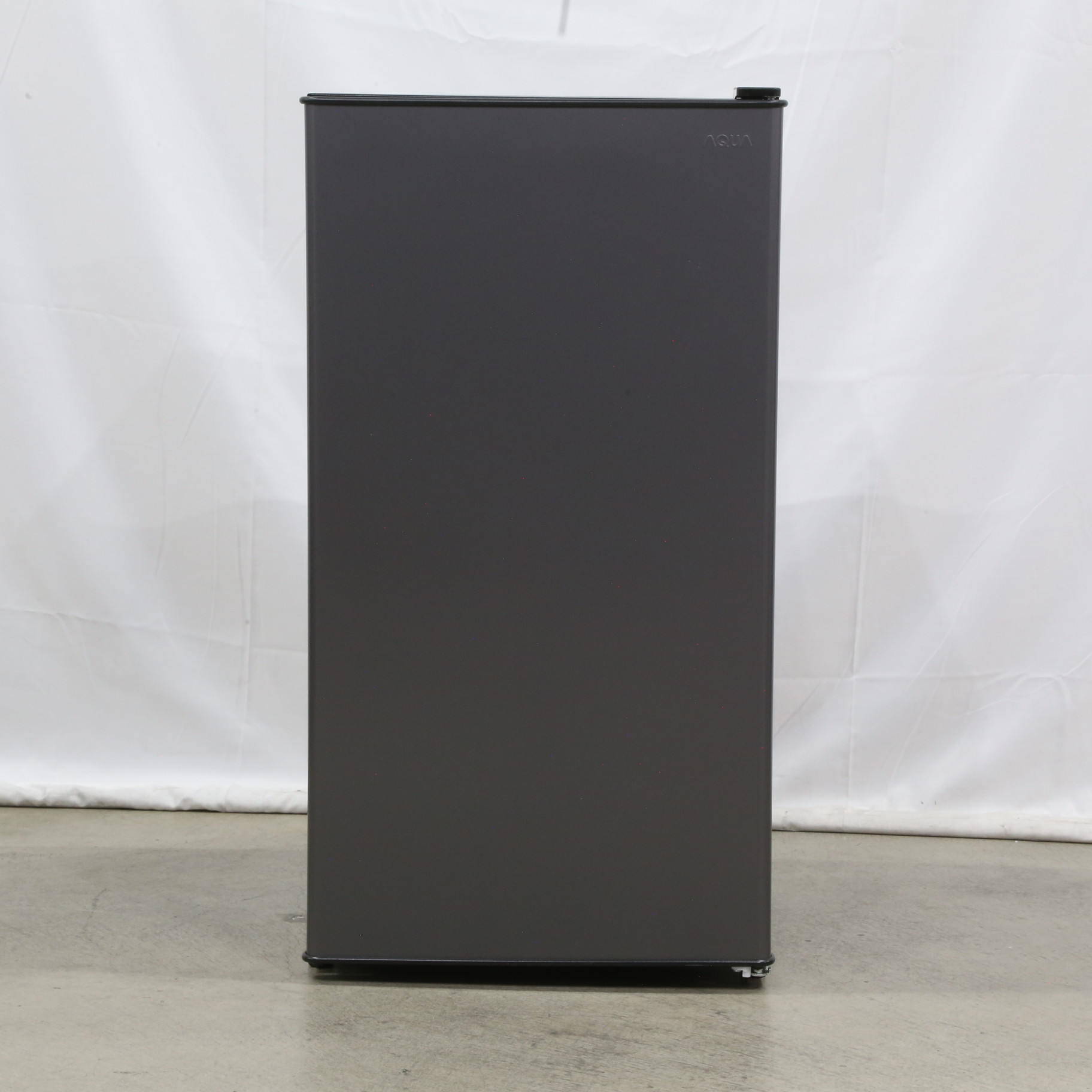 【中古】〔展示品〕 冷蔵庫 ダークシルバー AQR-9P(DS) [幅45.2cm ／90L ／1ドア ／右開きタイプ ／2024年] [2133062477102] - リコレ！|ビック ...