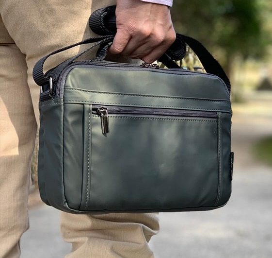 BLAZER CLUB (ブレザークラブ) 取っ手付 2WAYショルダーバッグ カーキ｜の通販はソフマップ[sofmap]